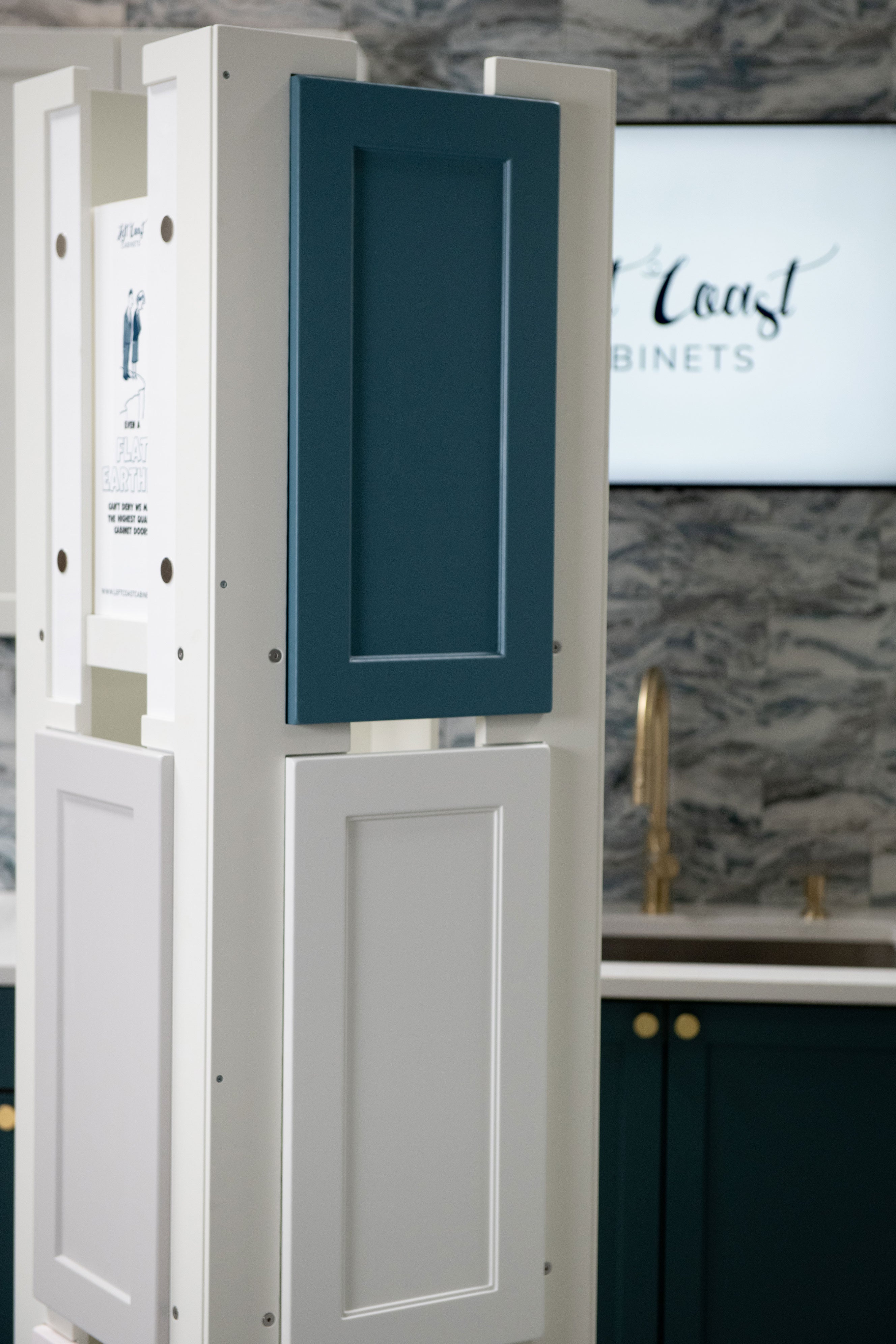Showroom Package - 12 Cabinet Doors and 60 Samples – Left Coast Cabinets